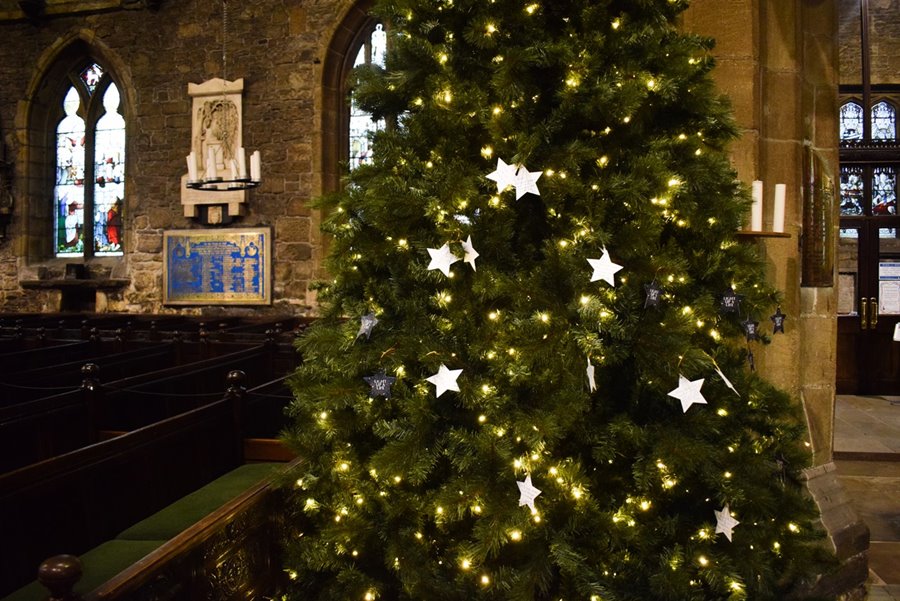 Light Up a Life at Halifax Minster - Overgate Hospice